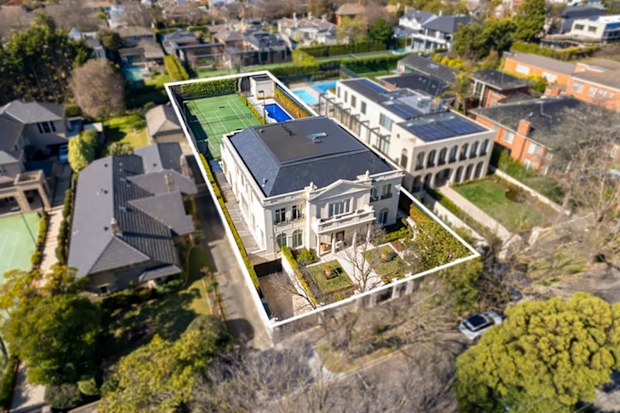 Melbourne luxury property: Chemist Warehouse pharmacist buys Hawthorn ...