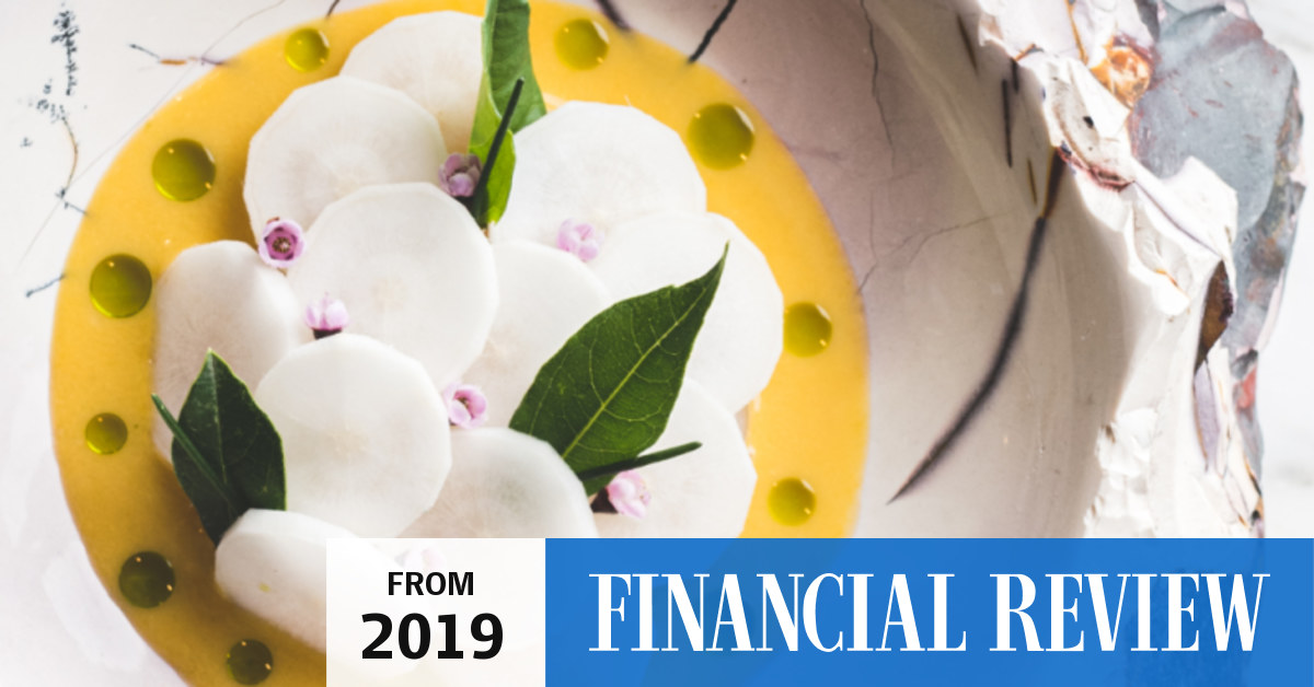 This new eatery serves 5-star dishes on 2 billion-year-old plates