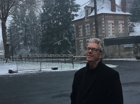 Screen composer with a platinum touch