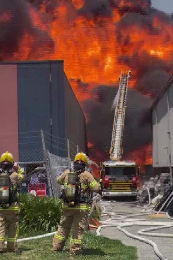 Body of missing worker found at Dandenong South factory fire