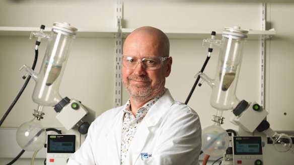 Melburnian of the Year 2020: Molecular biologist Doug Hilton
