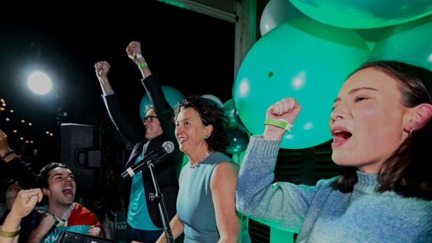 Election 2022: Labor, Greens supporters drove up teal vote, not ...