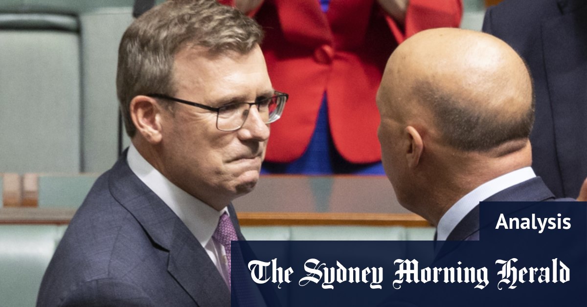 Alan Tudge quits politics but the ghosts of his past still haunt him