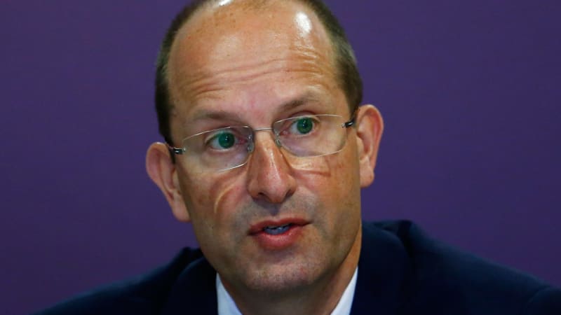 These CEOs got multimillion-dollar bonuses. Their companies paid little ...