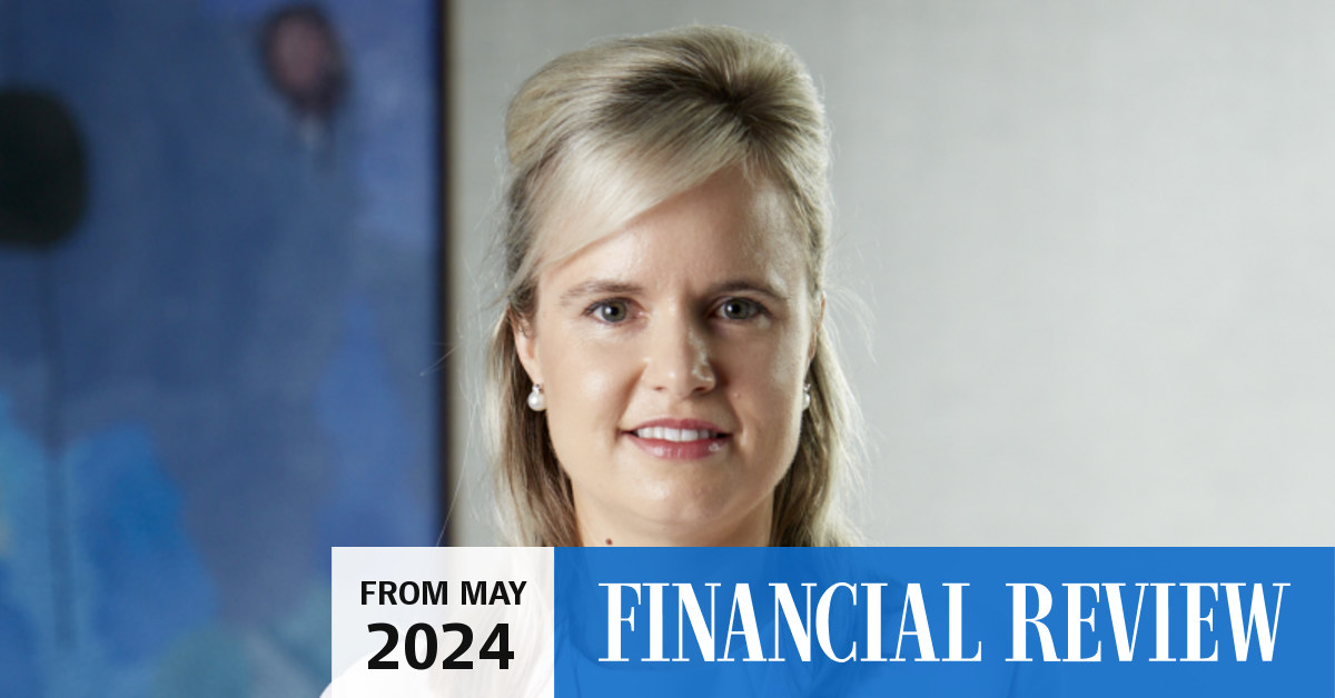 UBS hands out debt business promotions; head of real estate exits