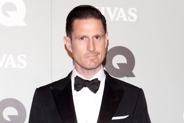 Aussie TV host Wil Anderson debuts new actress girlfriend Tamzen Hayes ...