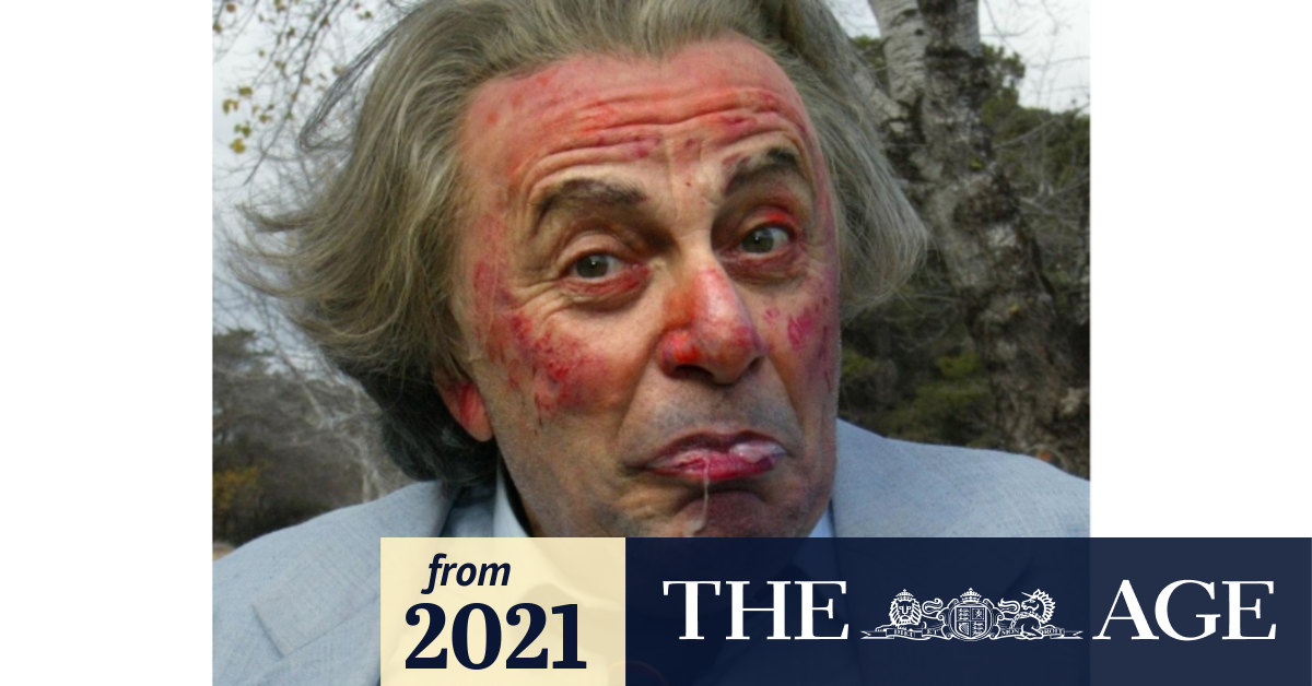 From the Archives, 1986: Sir Les Patterson wins (Anti) Football award