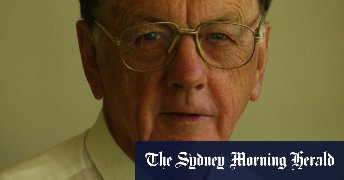 George Richards dies aged 89