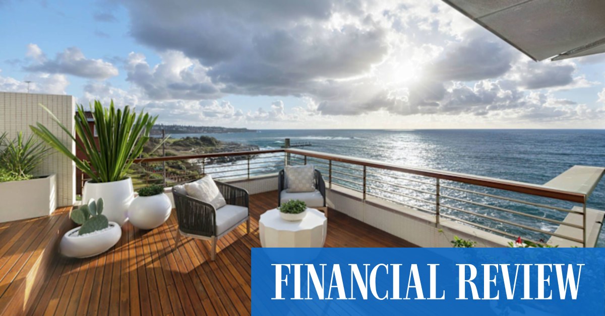 Commonwealth Bank strategy boss Stuart Munro splashes $17m on South ...