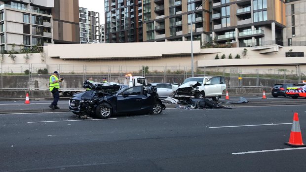 North Ryde crash: One person in critical condition after multi-vehicle ...
