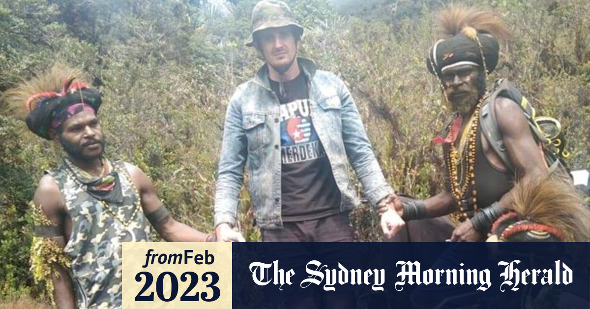 Kidnapped NZ pilot Phillip Mark Mehrtens appears in West Papua ...