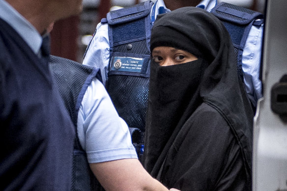 Terrorist Momena Shoma pleads guilty in Melbourne court to stabbing ...