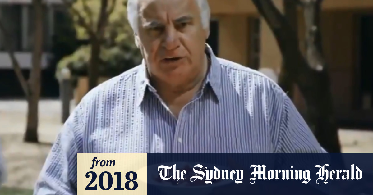 Sam Kekovich joins #SmashAStrawb campaign for Australian strawberries