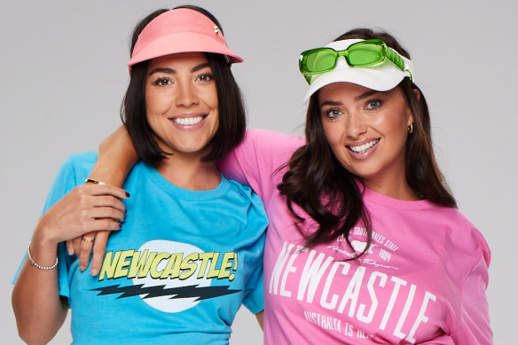 TV show Travel Guides Karly and Bri are from Beauty and the Geek