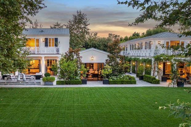 James Packer takes $39m haircut on LA mansion sale