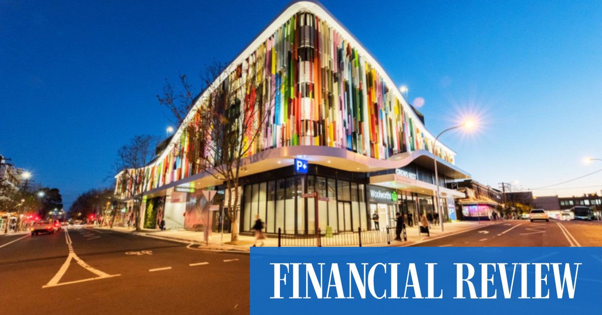 Central Coast builder for Woolies and Singo collapses