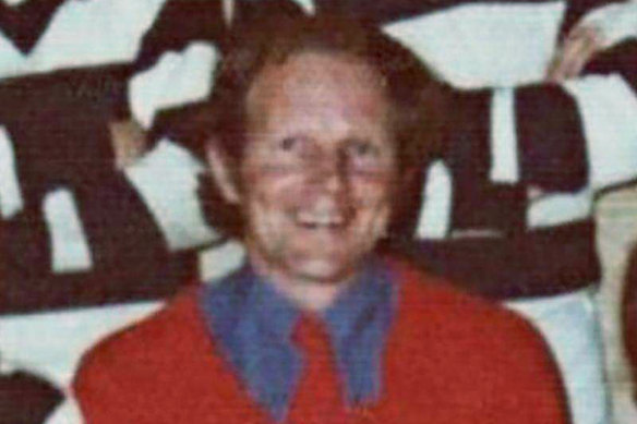 Beaumaris inquiry: Paedophile teacher Darrell Ray dies