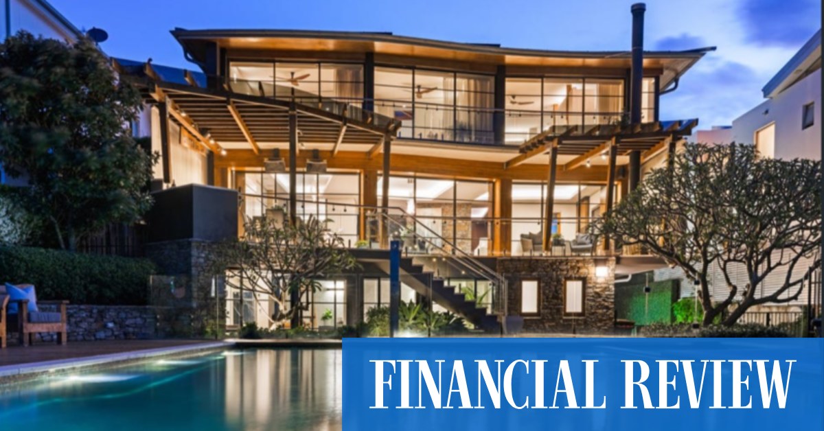 Pub king and former Wallaby Bill Young buys luxury Cabarita waterfront ...