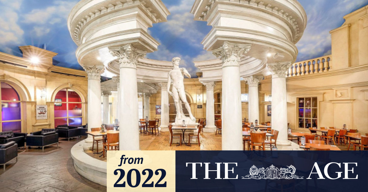 Moreland Hotel: Brunswick locals petition to save pub’s strange decor