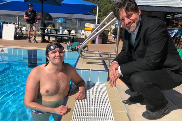 World-first 3D skull replacement patient to take plunge in Noosa