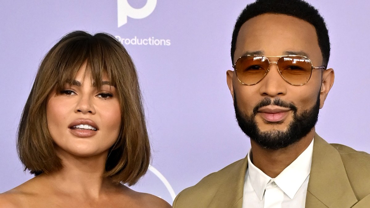 Chrissy Teigen announces death of her father Ron Teigen Sr | Nine.com.au