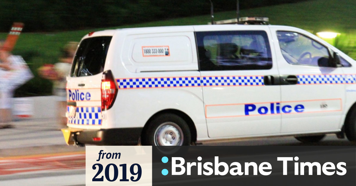 Serial flasher seen in Brisbane on Wednesdays and Fridays