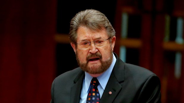 Derryn Hinch, Andrew Wilkie call out 'misuse' of MP allowances, tax ...