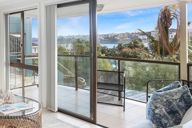 Sydney luxury property: Justin Norris and The Norris Nuts buy Bondi home, former Wallaby Bill ...