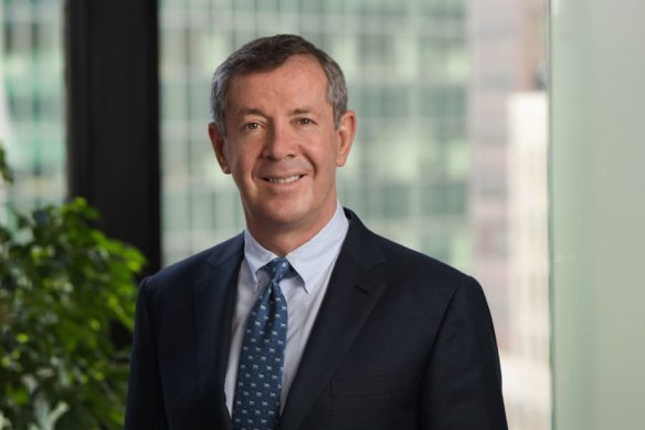 Russian oligarchs’ billionaire banker looks to sever his ties with the past