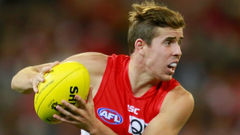 Jake Lloyd signs four-year contract extension with the Swans
