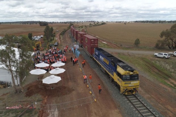 Melbourne-Brisbane inland rail to slash freight costs: CSIRO report