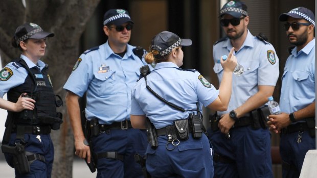 NYE Sydney: NSW Police riot squad, buses and bollards deployed to ...