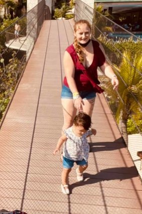 Tahnee Shanks: Toddler of missing Australian woman found on Mexican street