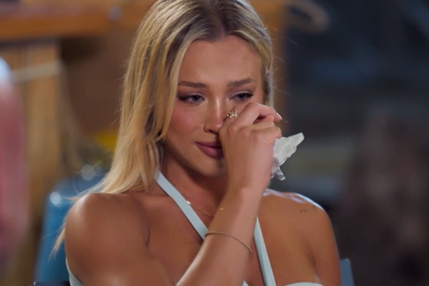 Shark 2026 Tammy Hembrow Tears Up Over Past mistakes As She Receives