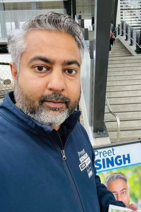Mayor clinging to power hits out at ‘campaign’ against him