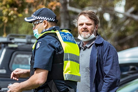 Ex-Neighbours star Damien Richardson ‘mocking The Age’ when he gave ...