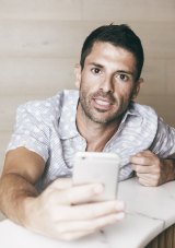 Grindr founder Joel Simkhai has a Mardi Gras message for Malcolm Turnbull