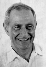 Frederick Leboyer: newborn should not be held upside down and spanked