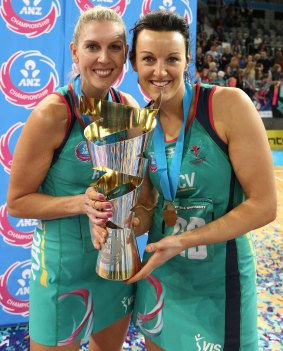 Melbourne Vixens captain Bianca Chatfield calls time on netball career