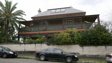 Private Sydney: Hard rocker Malcolm Young's 'low voltage' life in ...