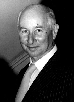 Richard Gordon, author of best selling light-hearted Doctor books