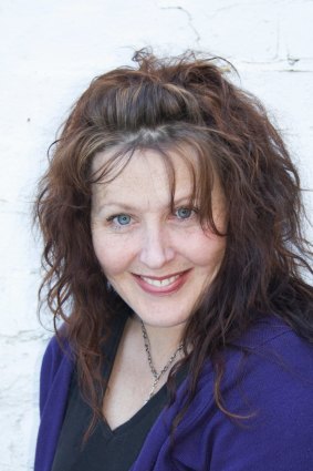 Jennifer Castles: Books that Changed Me