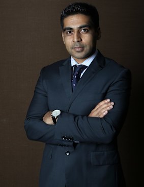 Queensland budget papers show business investment nosedives