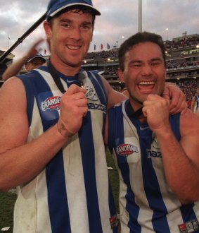 Radio 6PR host, Freo great Peter Bell inducted into the AFL Hall of Fame