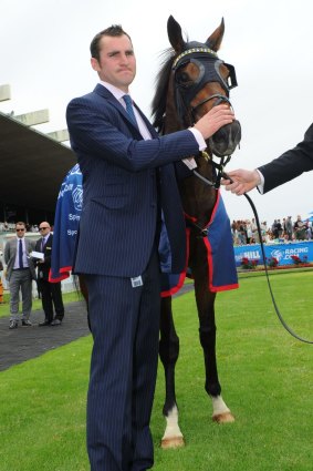 Englishman Archie Alexander wins Sandown Cup with import Renew