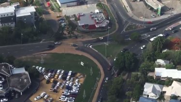 Burst water main floods Indooroopilly roundabout