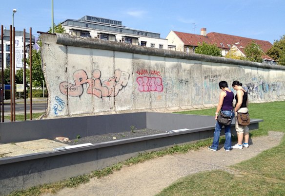 berlin wall station