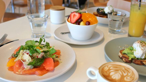 Weekend breakfast coming back to the National Portrait Gallery cafe