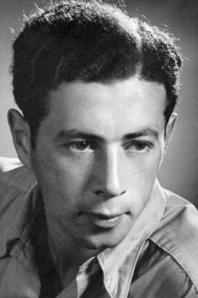 Fred Wrobel, collector of Australian art, dies