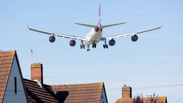 Why planes fly at 35,000 feet: The reason for high altitude flights